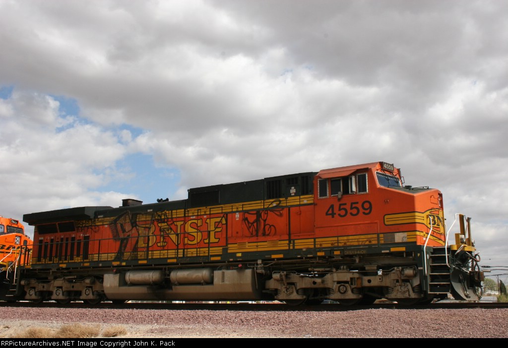 BNSF 4559